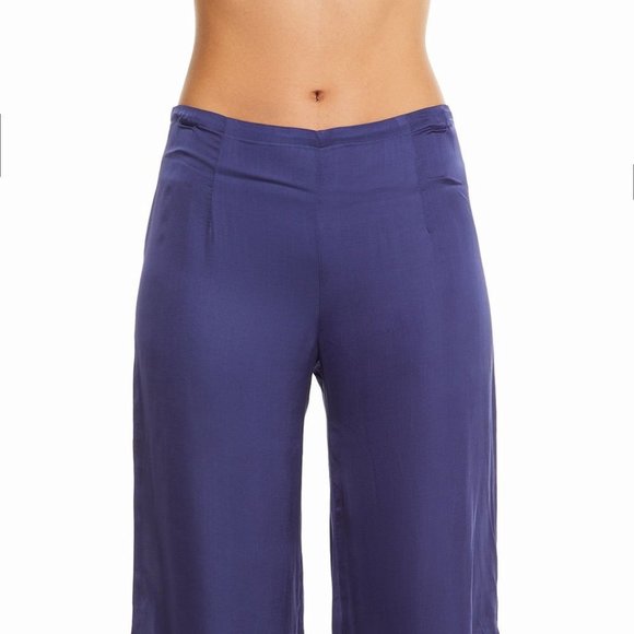 Chaser | Pants & Jumpsuits | Brand New Silky Wide Leg Zip Back Trouser ...